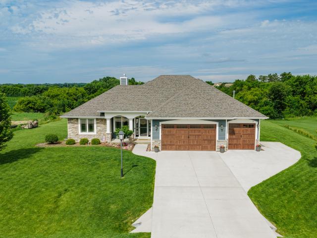 810 Westwind Dr