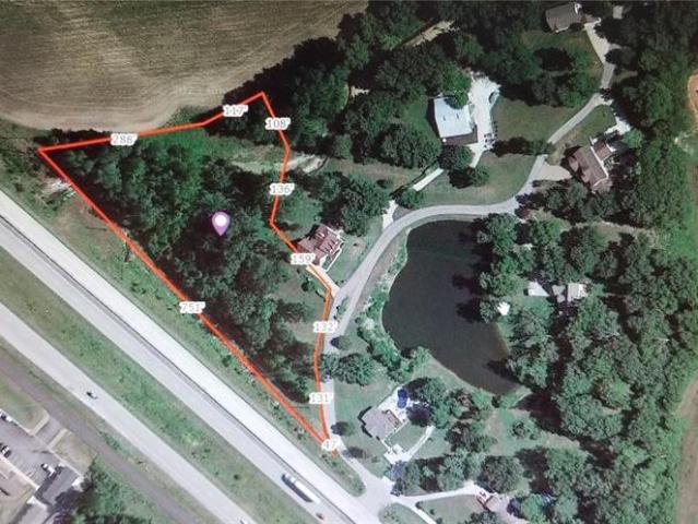 810 Whitcomb Woods Dr, Troy, MO 63379 | MLS #26021