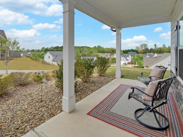 810 Winscape Lane