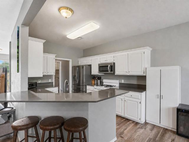 810 Tilghman Drive