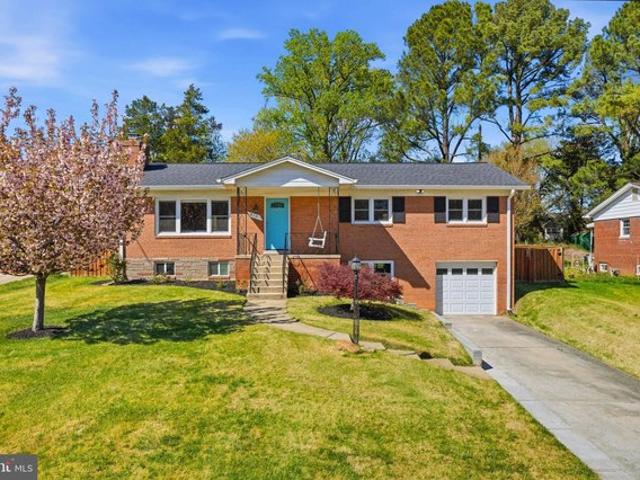 810 Venice Dr, Silver Spring, MD 20904