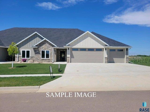 8114 E Norway Pine Trl, Sioux Falls, SD 57110