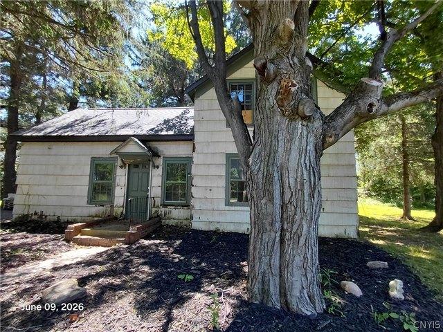 8114 Salt Springs Rd, Manlius, NY 13104