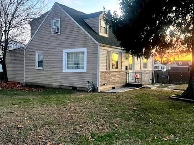 8115 Dundalk Ave, Dundalk, MD 21222 | MLS #MDBC2137 | Compass