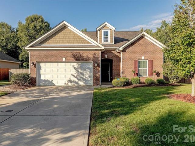 8115 Goodall Ct, Charlotte, NC 28227