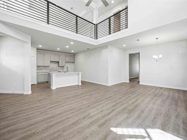 8115 Goliad Way