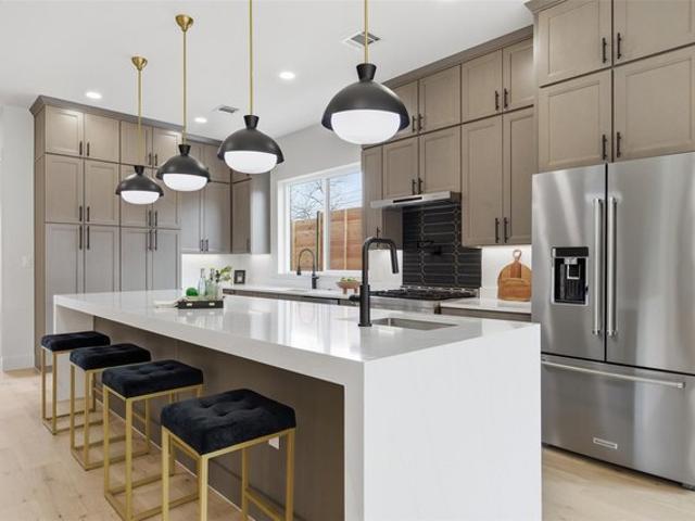8115 Rockwood Ln Unit B, Austin, TX 78757
