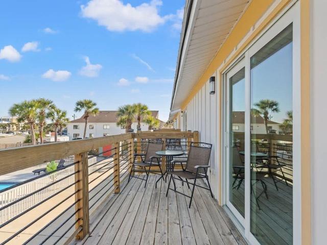 8115 Thomas Drive 1 Bedroom Apartment for Rent at 8115 Thomas Dr #1354934P, Lower Grand Lagoon, FL 32408 Bel Air