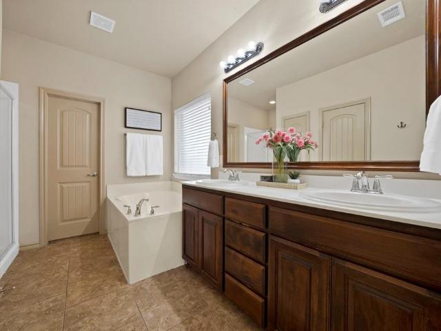 8116 Misty Water Dr, Fort Worth, TX 76131 | MLS #21248