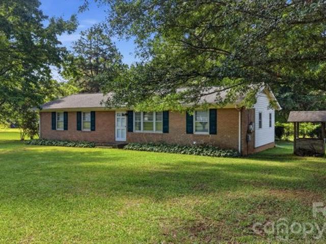 8116 Indian Trail Fairview Rd, Indian Trail, NC 28079