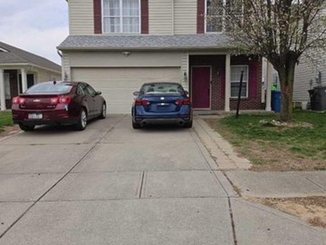 8116 Lake Tree Ln, Indianapolis, IN 46217