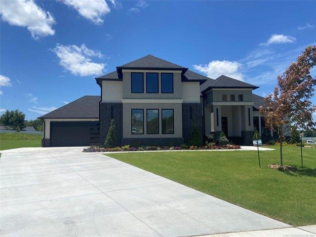 8117 E Elgin St, Broken Arrow, OK 74014