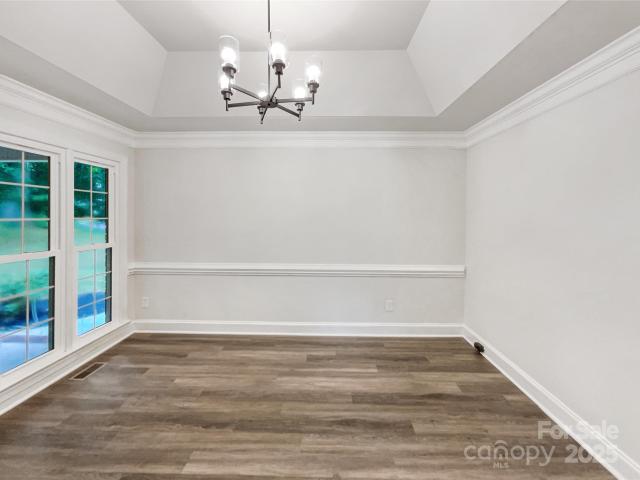 8117 Shannon Woods Ln, Matthews, NC 28104 | MLS #4285