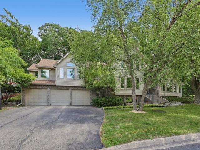8117 Telegraph Rd, Bloomington, MN 55438
