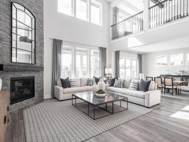 8118 Sun Leaf Court