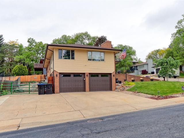 8118 W 69th Way