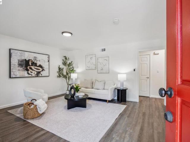 8110 Arroyo Dr