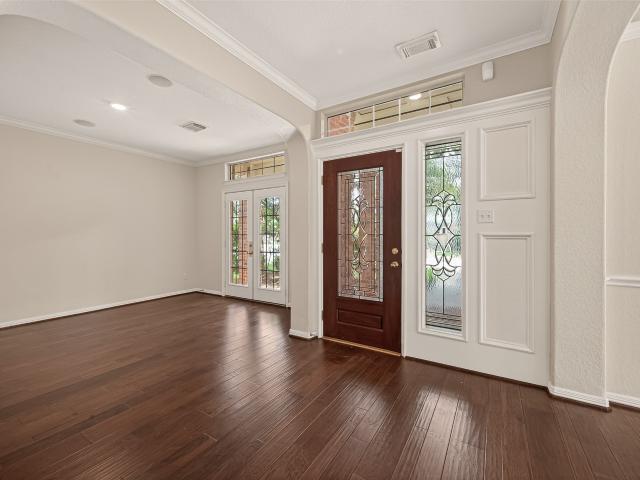 8110 Clearwater Crossing