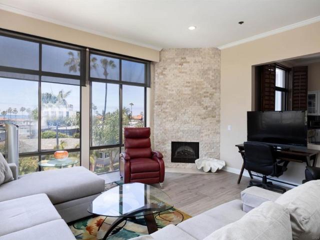 8110 El Paseo Grande 401