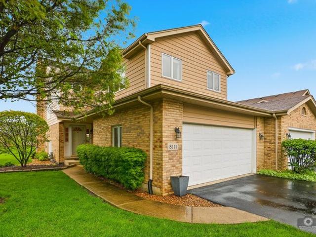 8111 Brushwood Ln, Tinley Park, IL 60487