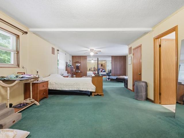 8112 Boss Rd, Knoxville, TN 37931