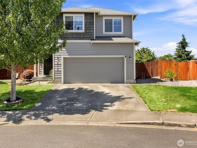 8112 Cantabella Ct, Lacey, WA 98503