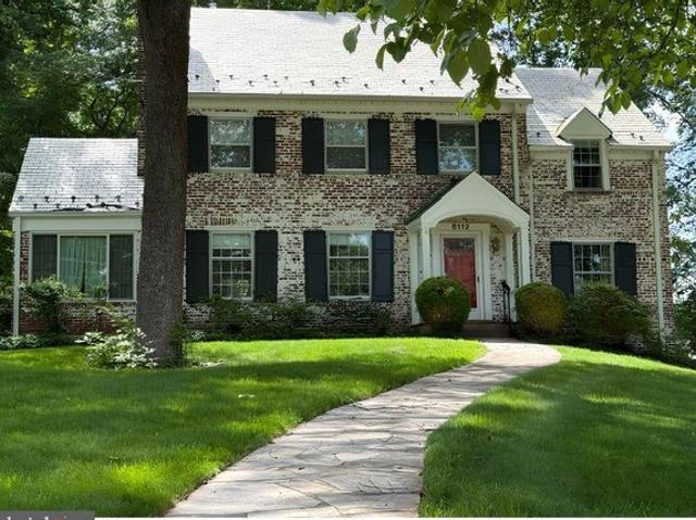 8112 Rayburn Rd, Bethesda, MD 20817