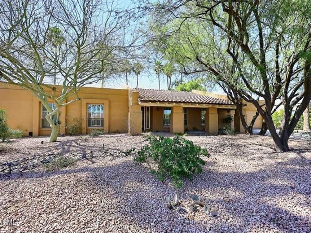8113 E Del Caverna Dr, Scottsdale, AZ 85258