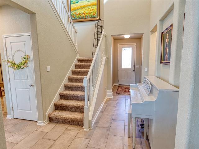 8113 Luz De Luna Street
