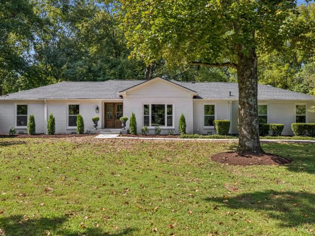 8113 Warner Rd