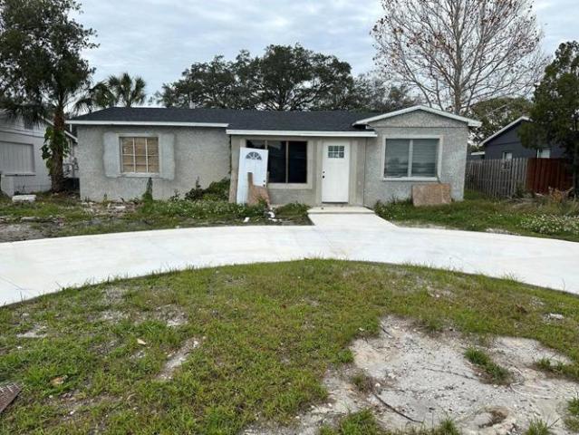 811 40th Ave NE, Saint Petersburg, FL 33703