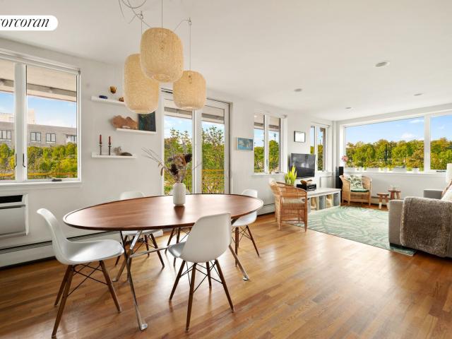 811 5th Avenue, Brooklyn, NY