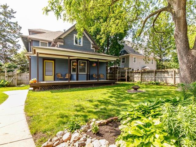 811 6th St, Ames, IA 50010