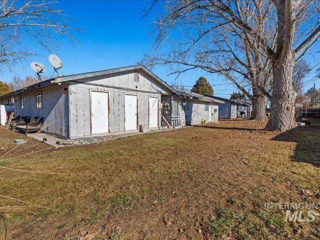 811 817 W Elm Street