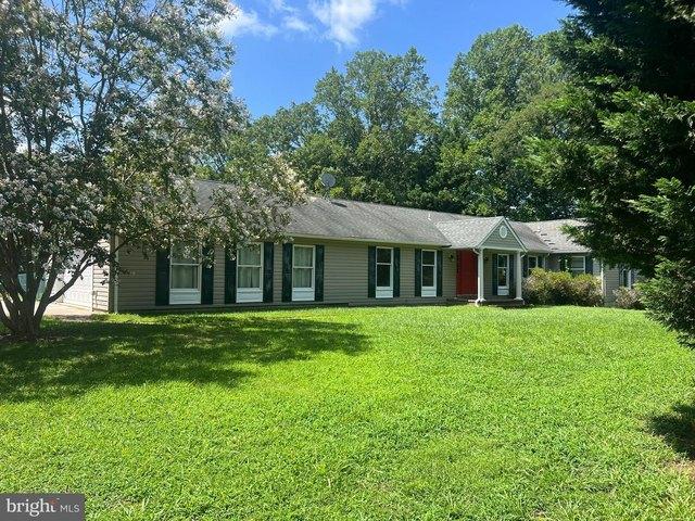 811 Cove Point Rd, Lusby, MD 20657