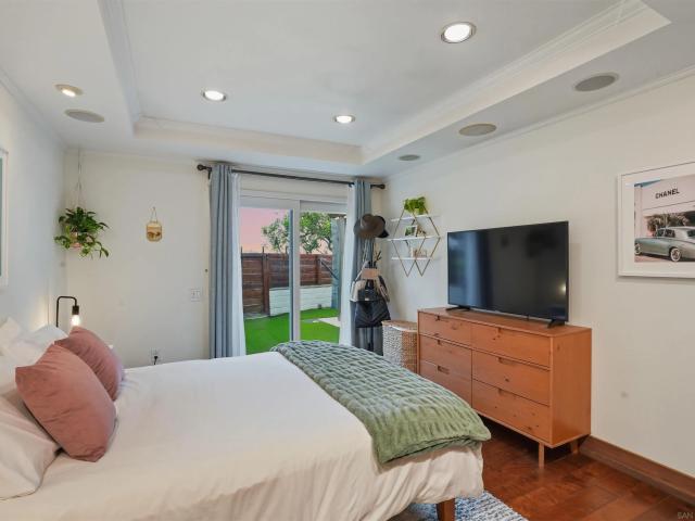 811 Caminito Del Sol, Carlsbad, CA 92011 | MLS #260012