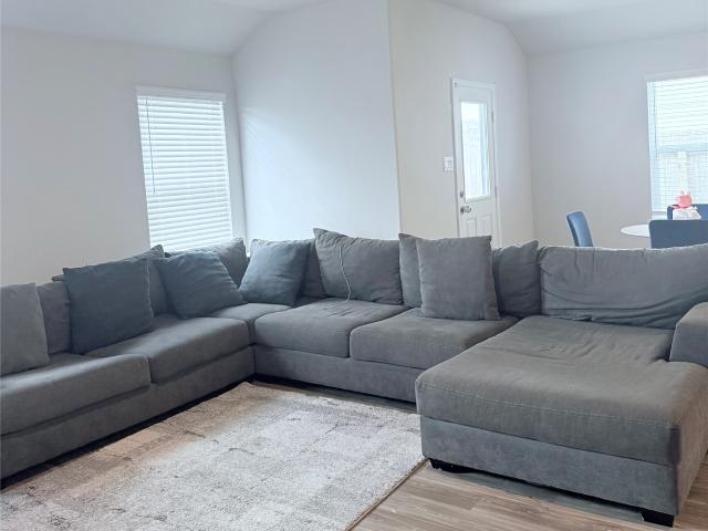 811 Brookside Drive