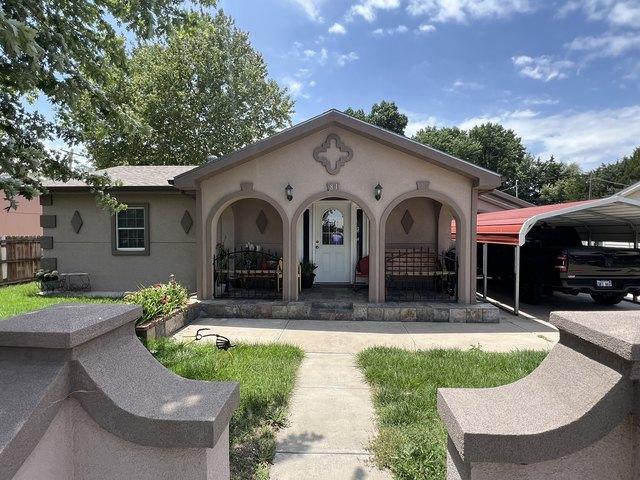 811 Gilman Ave, Dodge City, KS 67801