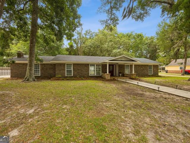 811 Devon Dr, Saint Marys, GA 31558