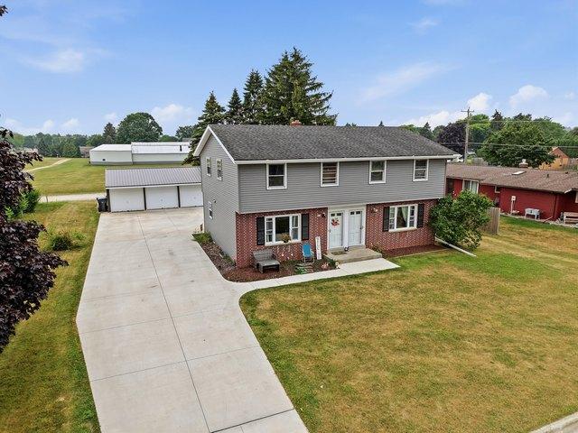 811 Dreifuerst Rd Unit 815, Plymouth, WI 53073