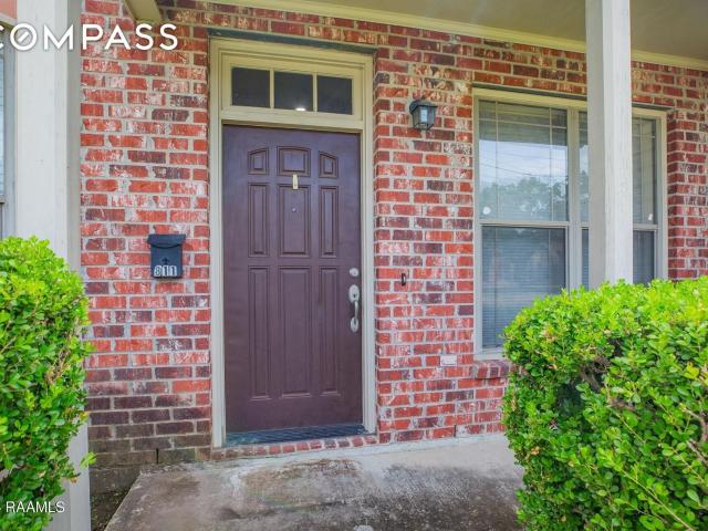 811 E University Ave, Lafayette, LA
