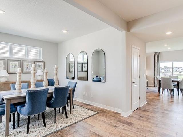 811 Foxglove Ter, Waconia, MN 55387