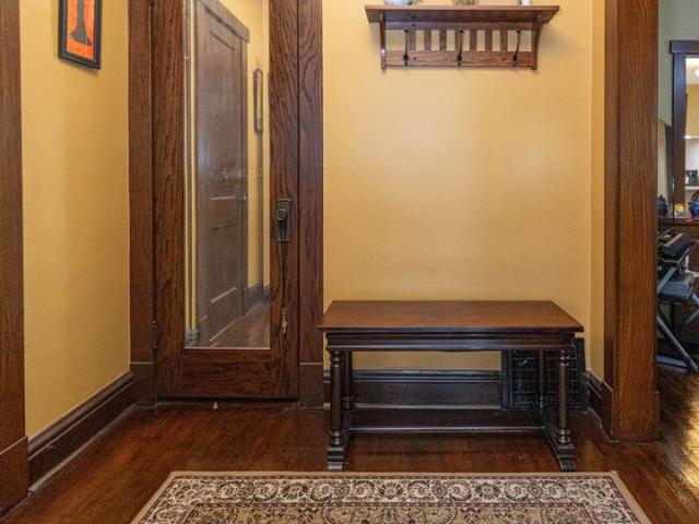 811 Farragut Place