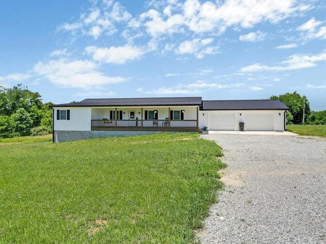 811 Fritzsche Loop, Jamestown, TN 38556