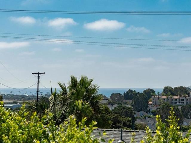 811 Highland Dr, Solana Beach, CA 92075