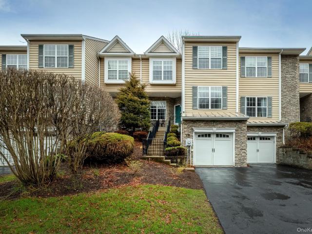 811 Huntington Dr, Fishkill, NY 12524 | MLS #975969 | Compass