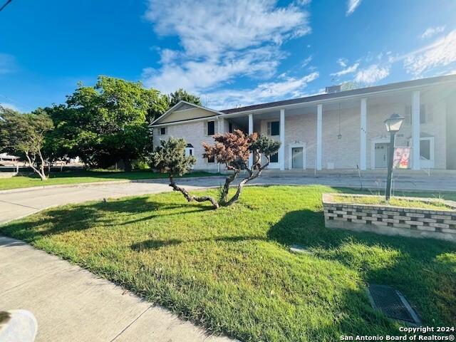 811 Jackson Keller, Unit 3