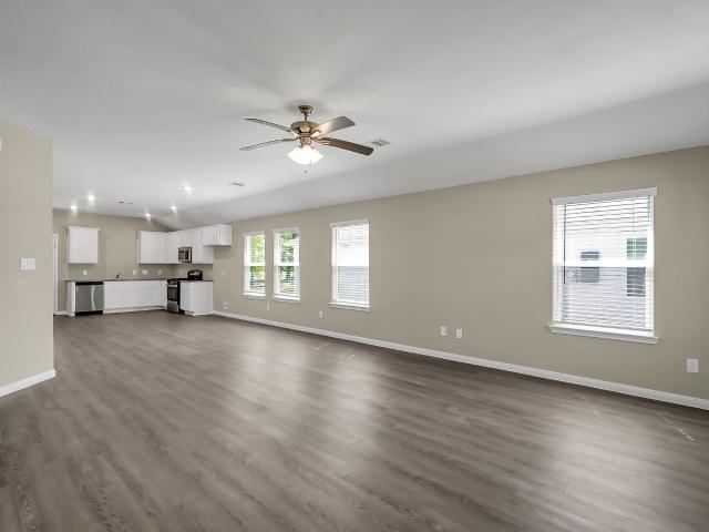 811 Jefferson Ave, Cleveland, TX 77327 | MLS #43445