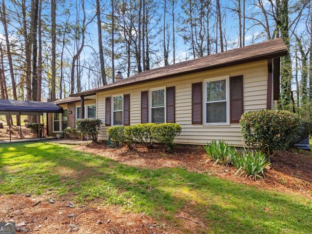 811 Longfellow Court