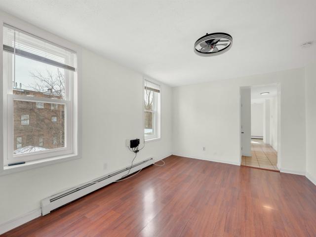 811 Montgomery St, Unit 2L, Jersey City, NJ 07306 | MLS #260003 | Compass